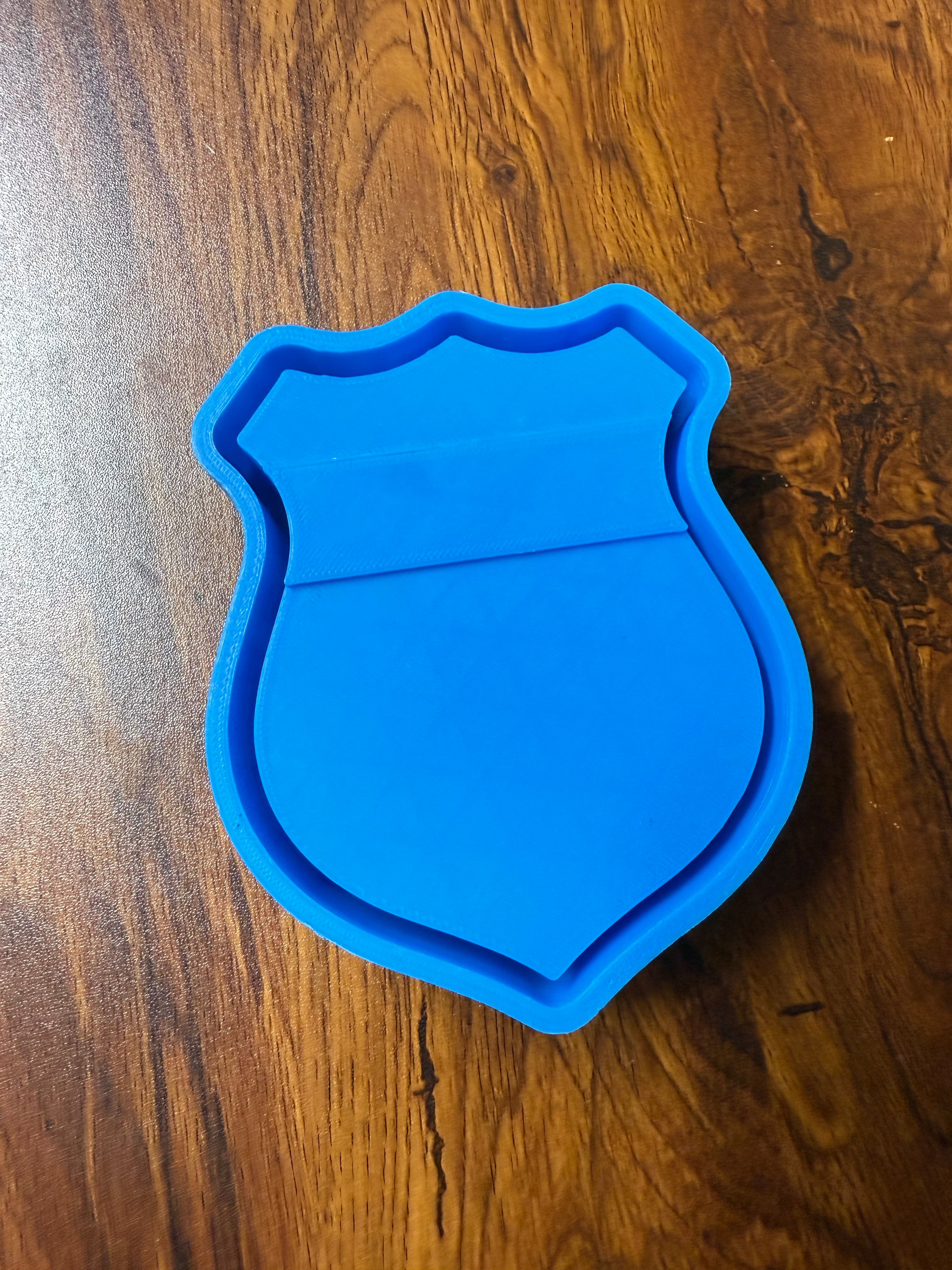 Blank Police Badge Mold – Lazy Day Crafts