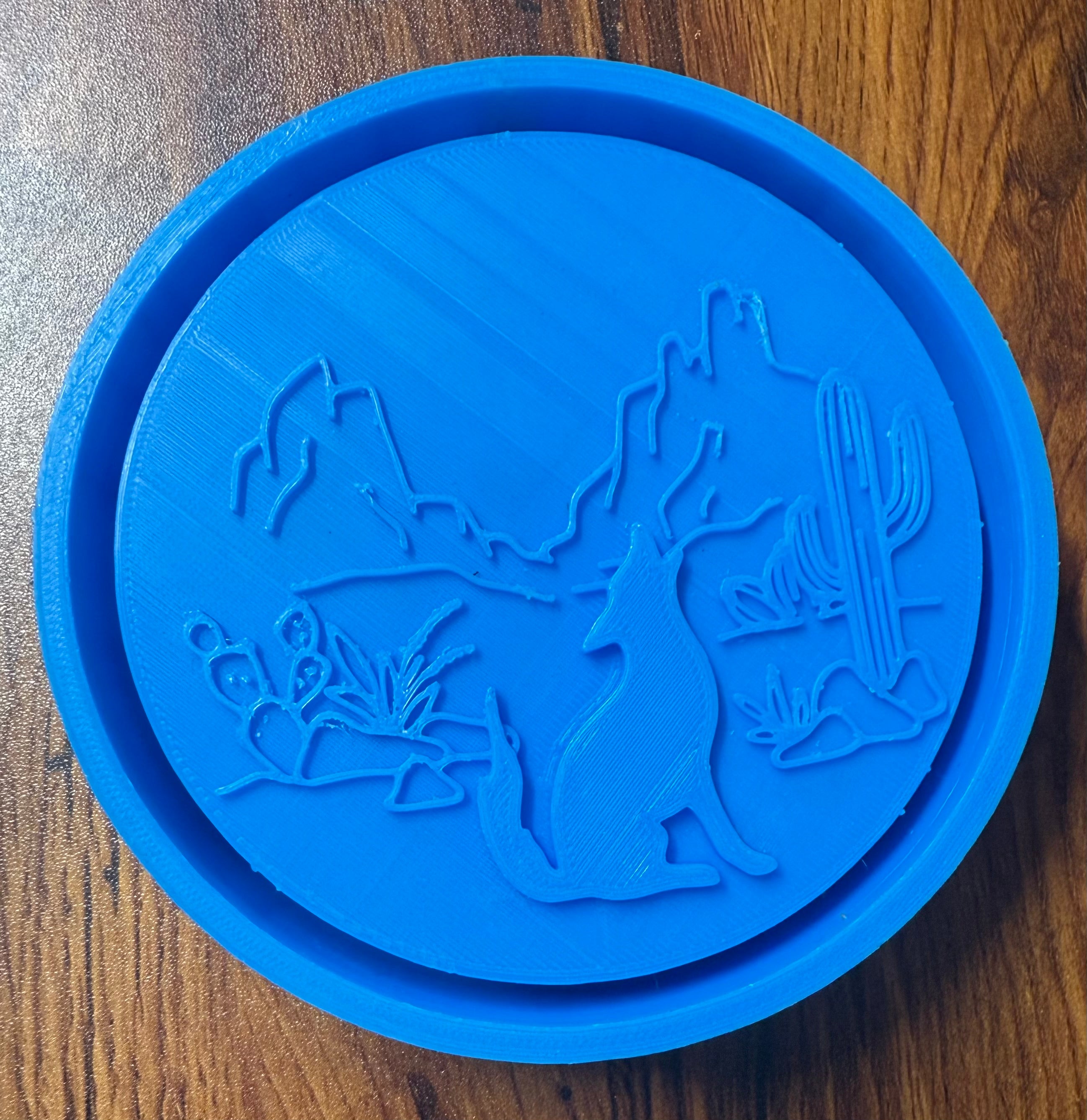 Coyote Mountain Circle Mold – Lazy Day Crafts